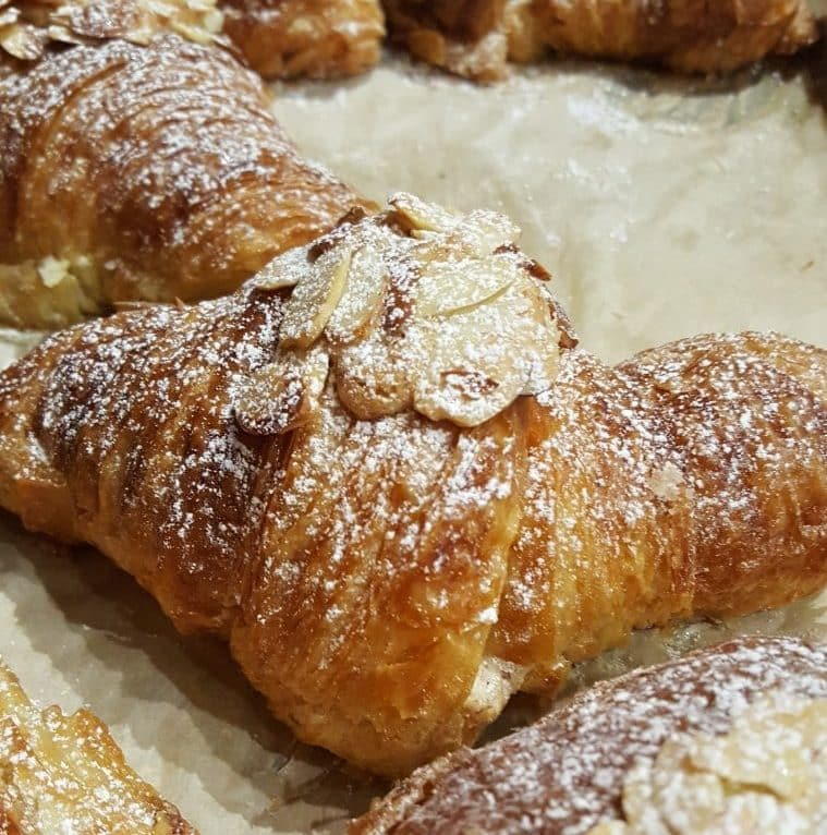Home - Red Hen Baking